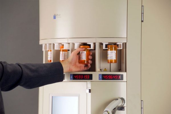 Pharmacy Robotic Dispensing Made Faster & Safer - Vejthani ...